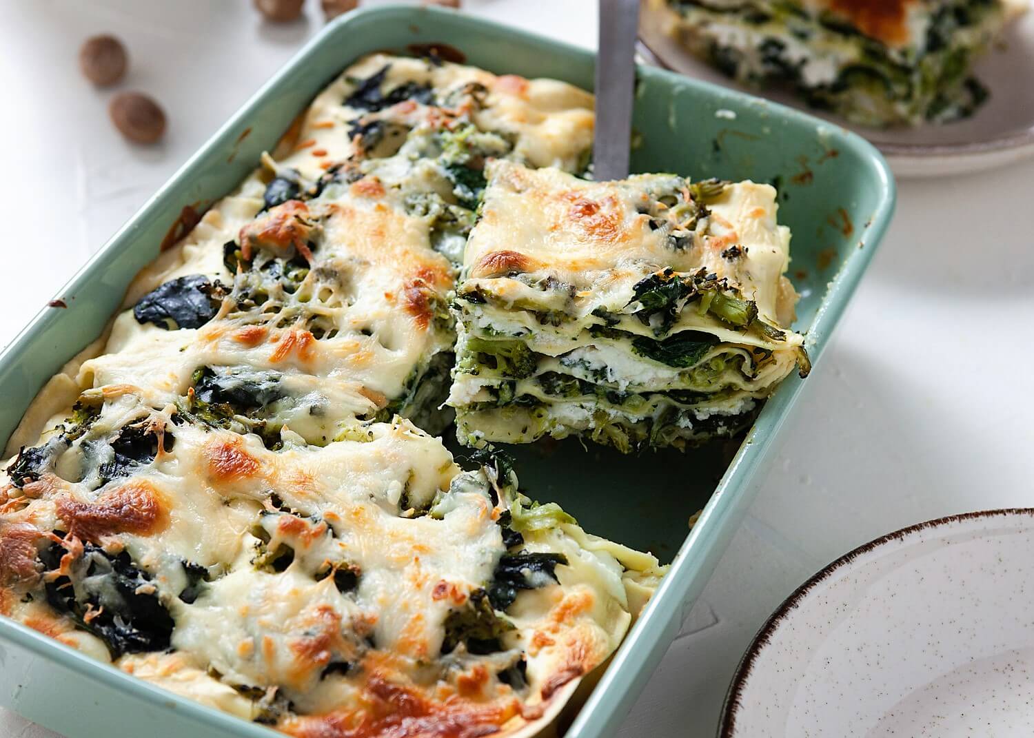 Easy Spinach and Broccoli Lasagna Recipe (Meatless)