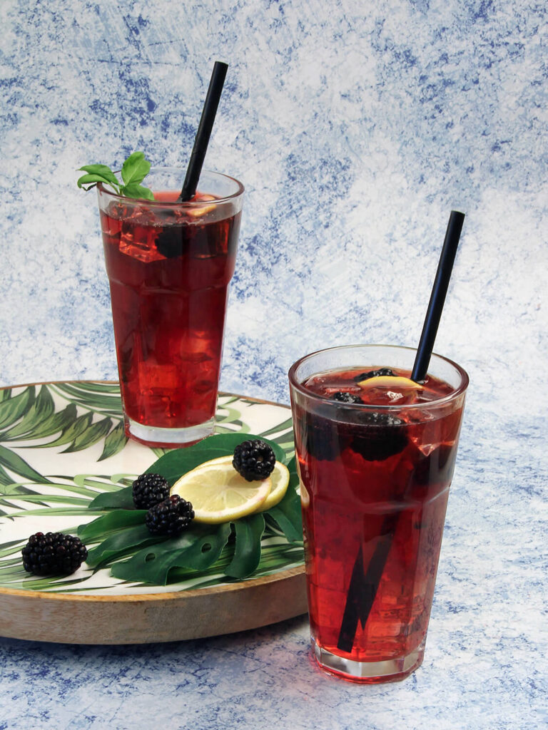 Sweet Blackberry Iced Tea Recipe