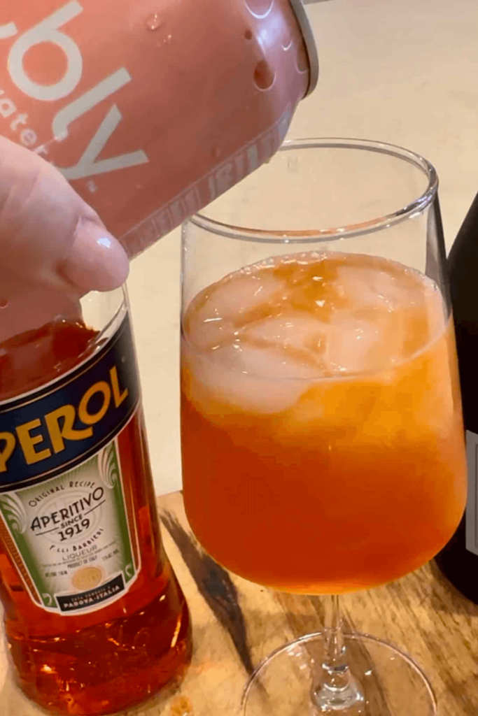 How To Make An Aperol Spritz Cocktail – Experience Italy at Home!